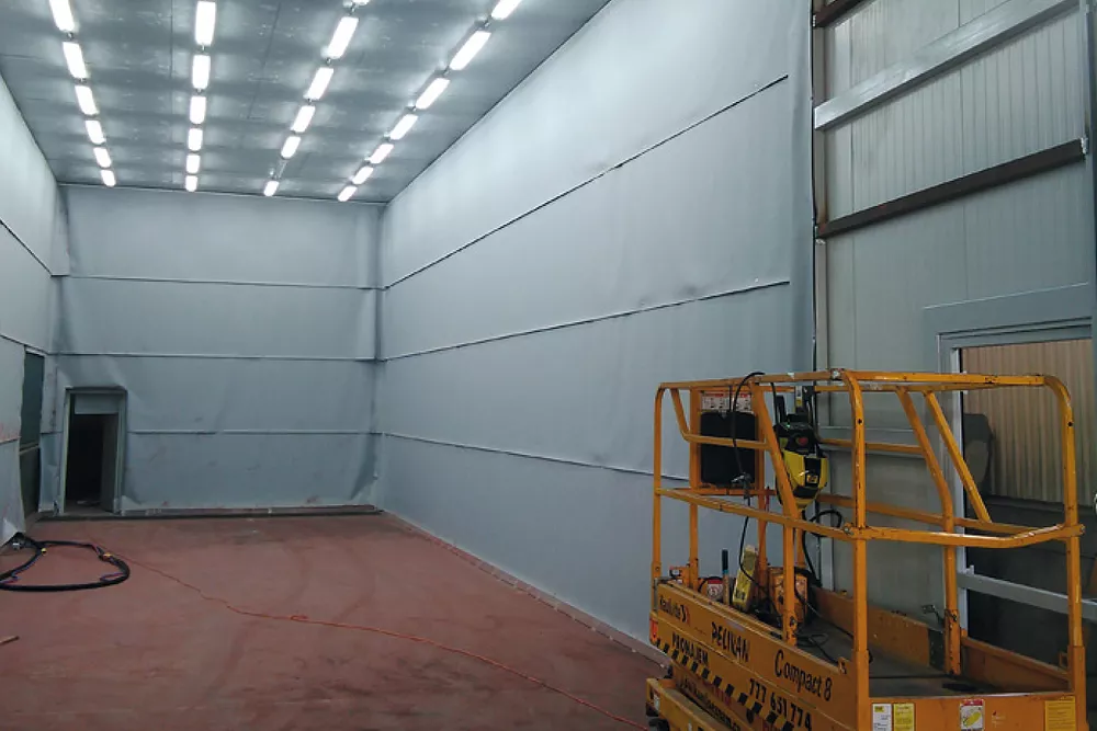 Design, manufacture and installation of a large capacity blasting box ...